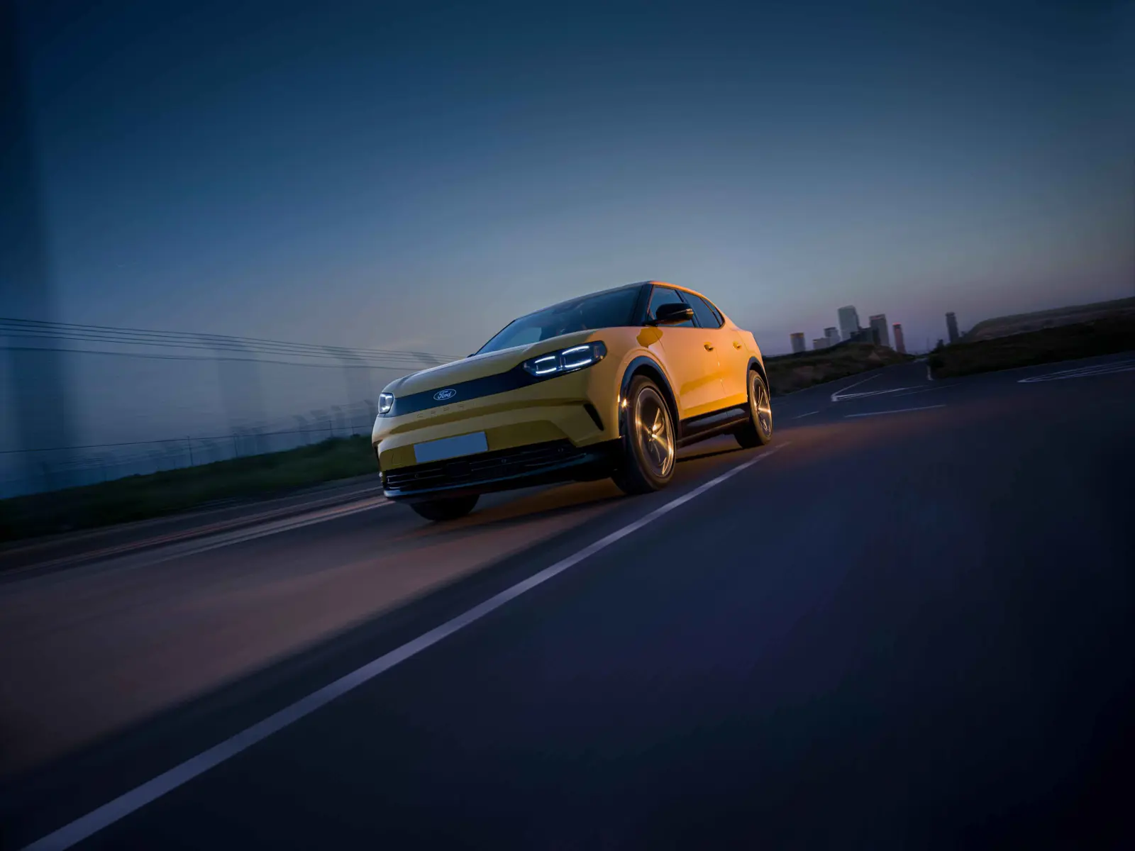 Ford Capri en Explorer extended range | Van der Burgh